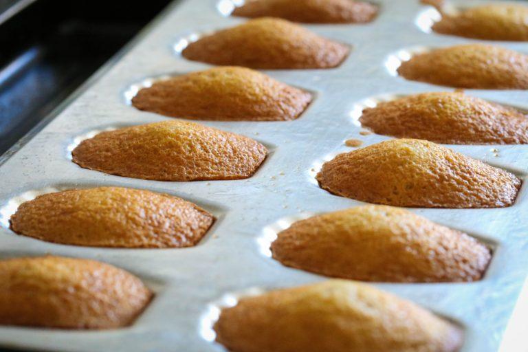 How To Make Madeleines [Best Recipe + What To Eat With Them]